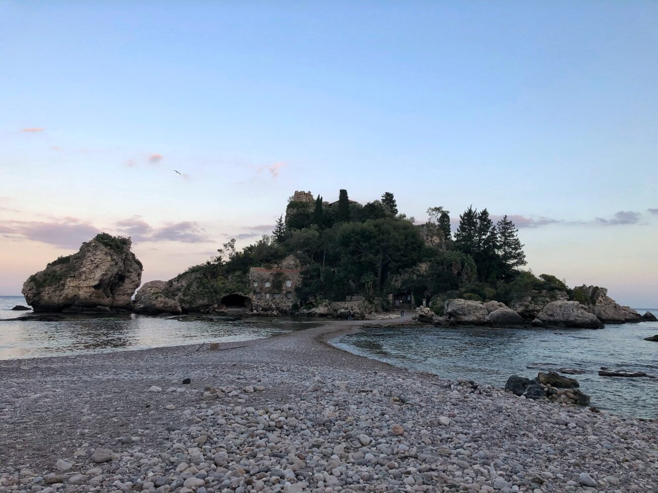 7 Best Beaches in Sicily Along the Stunning East Coast