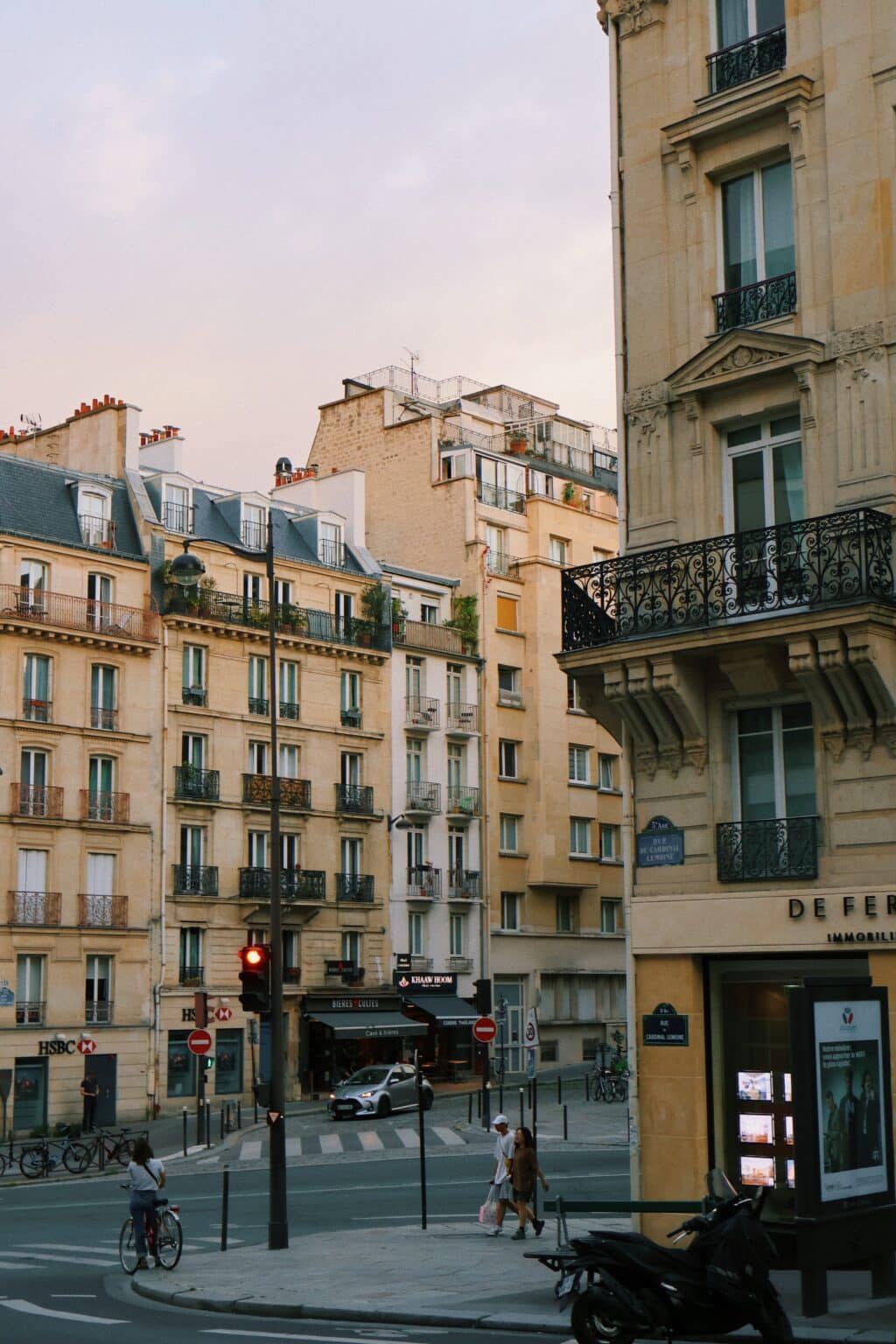 The Latin Quarter in Paris: 11 Authentic Things to See & Do